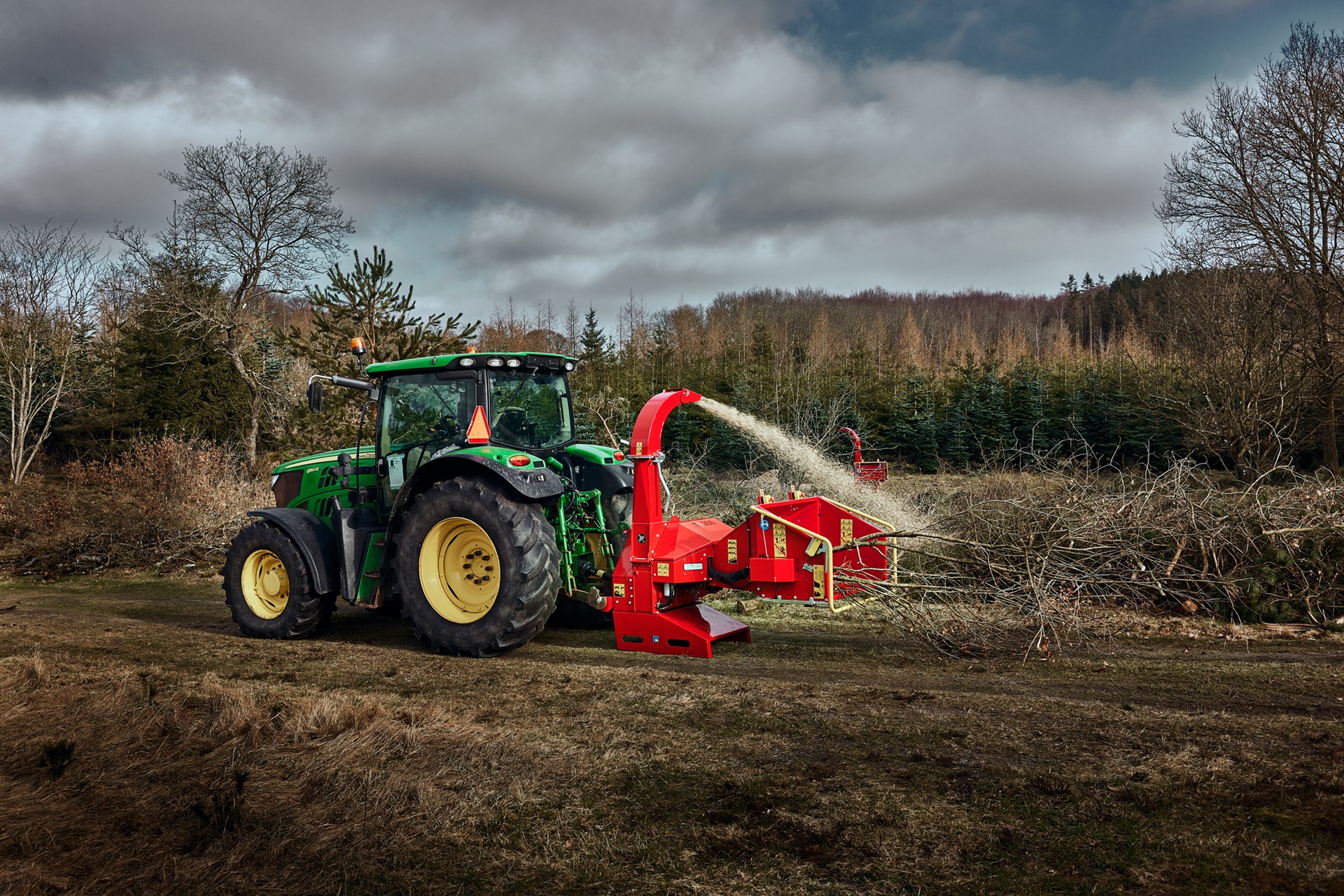 TP 200 PTO - Kraftfuld PTO-drevet Flishugger | Book Demo